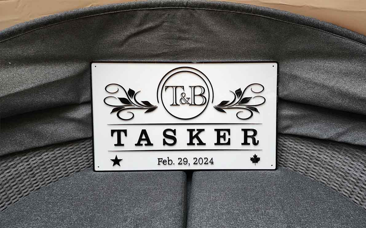 Laser Custom Designs Inc. – Engraver, signs, banners